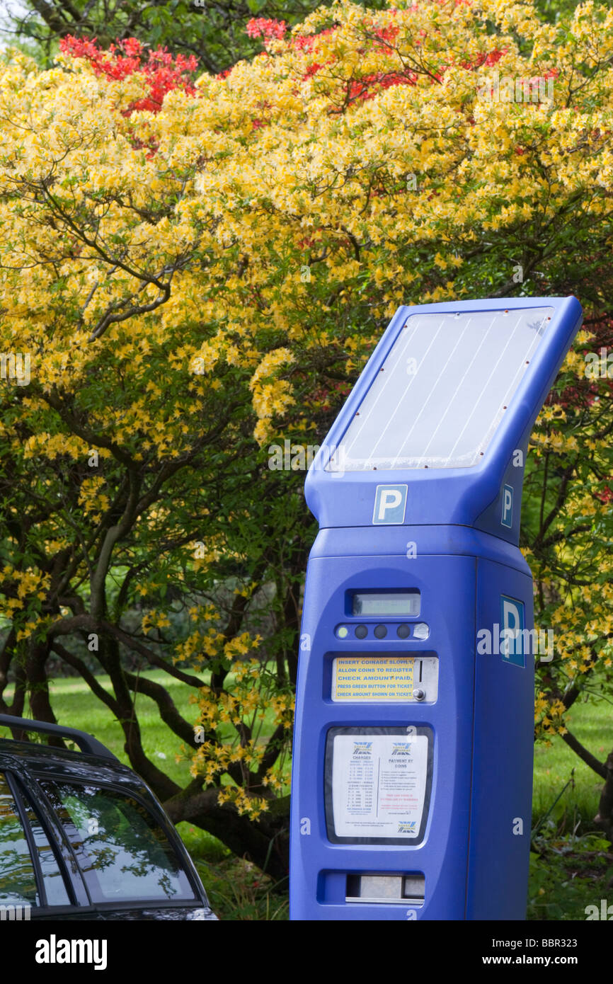 Solar powered parking meter hi-res stock photography and images - Alamy
