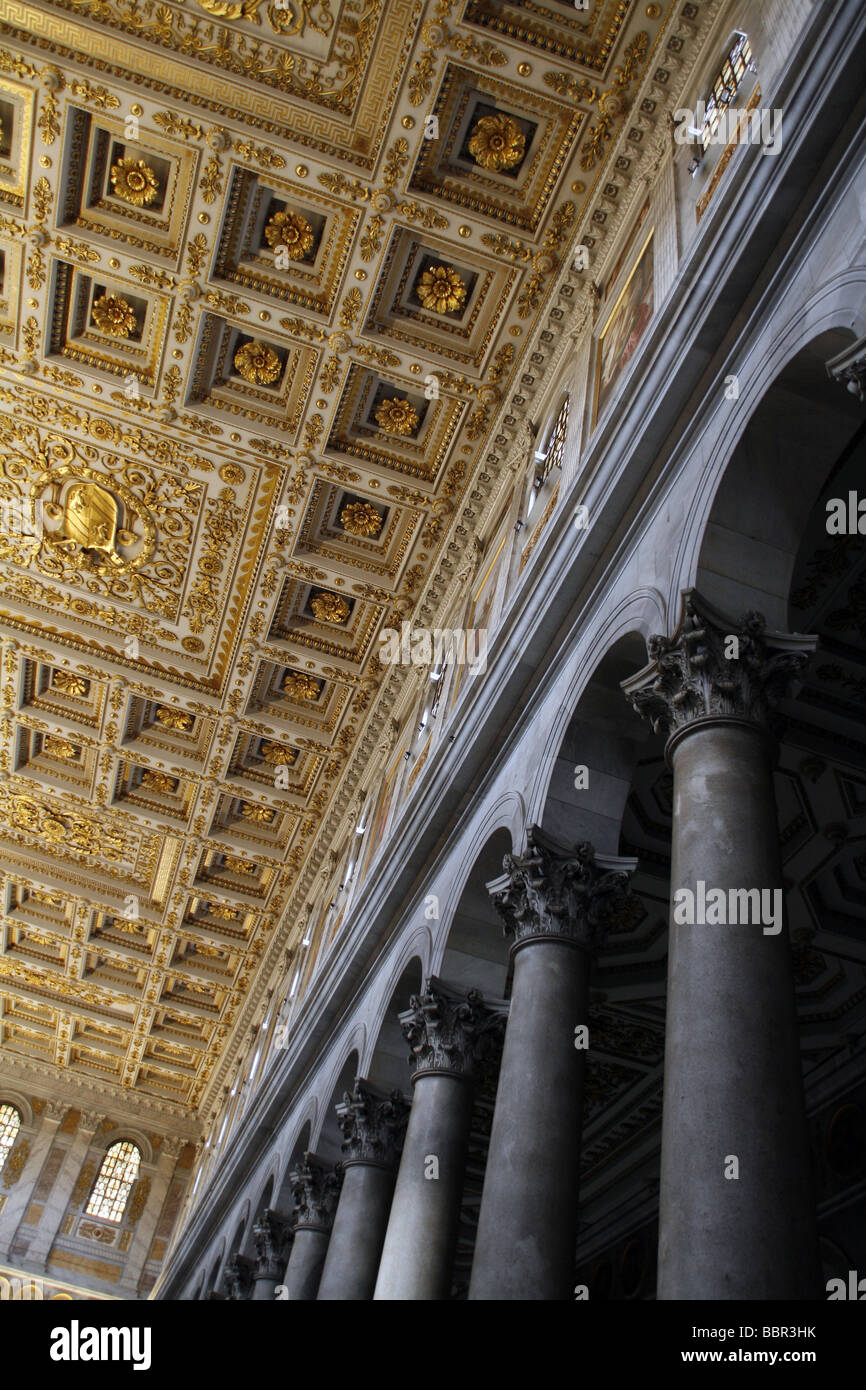 gold ceiling in saint paul's basilica, rome, italy Stock Photo - Alamy