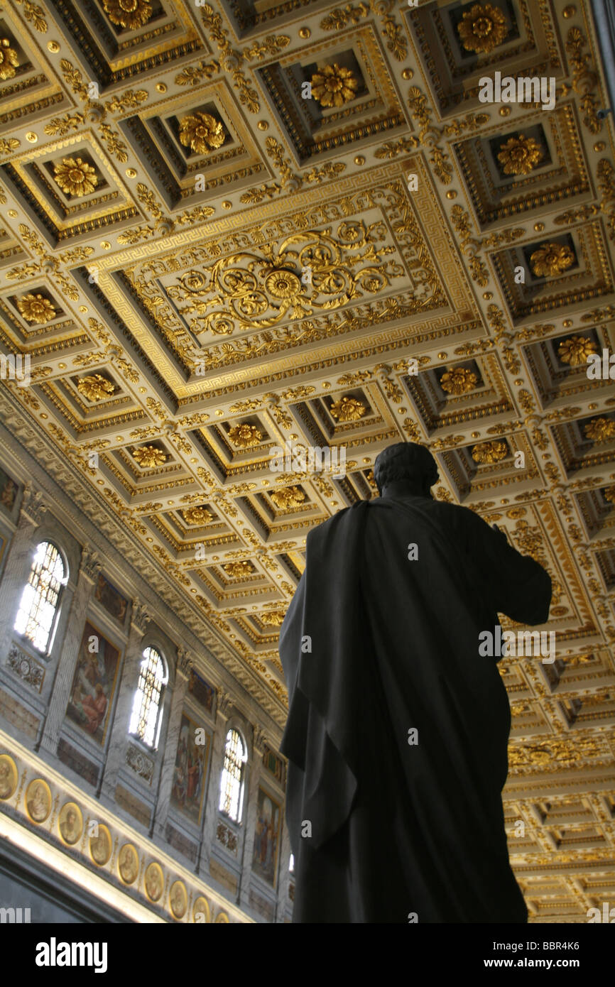 gold ceiling in saint paul's basilica, rome, italy Stock Photo - Alamy