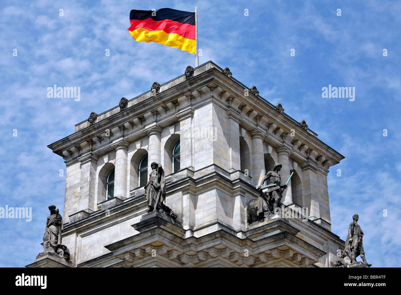 Reichstag platz der republik berlin hi-res stock photography and images ...