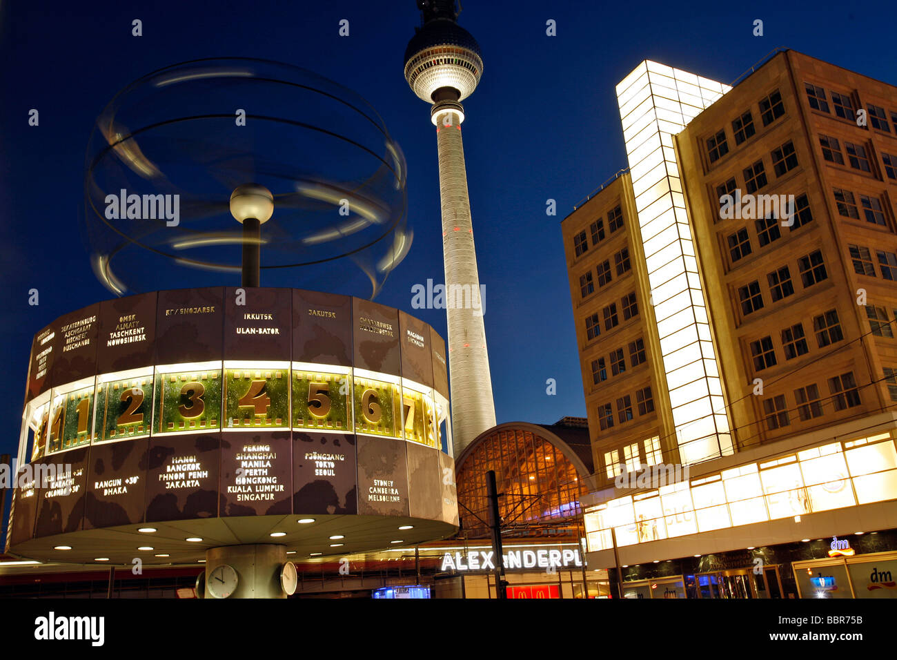 ALEXANDERPLATZ, TELEVISION TOWER, FERNSEHTURM AND URANIA WORLDTIME ...