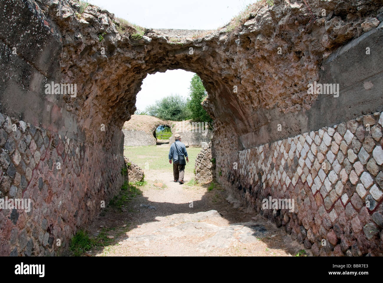 Roman amphitheatre excavation hi-res stock photography and images - Alamy