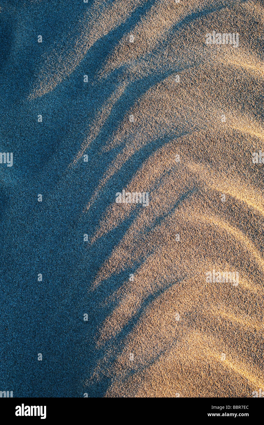 Beach tide shadow scotland pattern hi-res stock photography and images ...