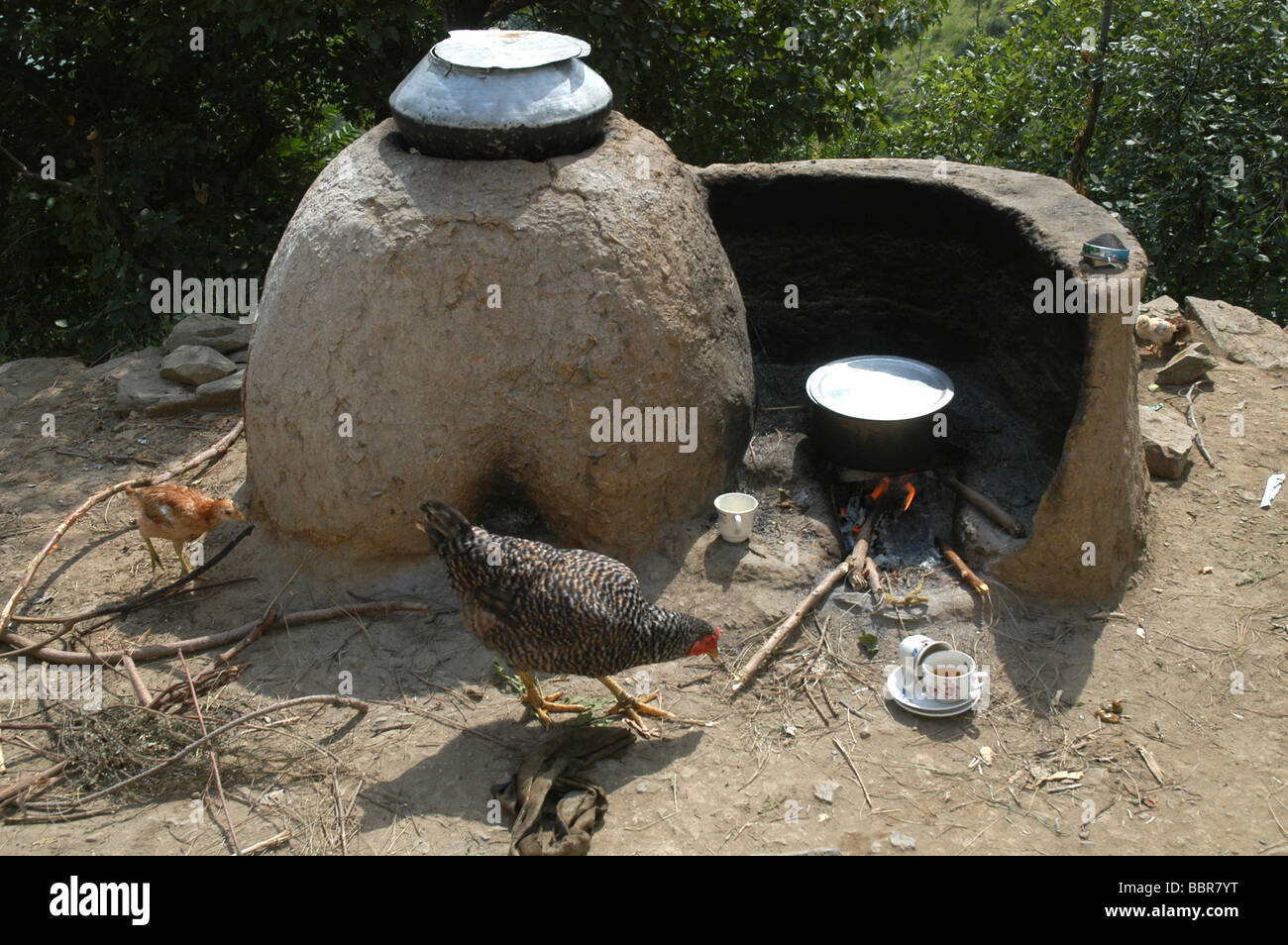 Pakistan NWFP North West Frontier Province Tandoor oven and cooking ...