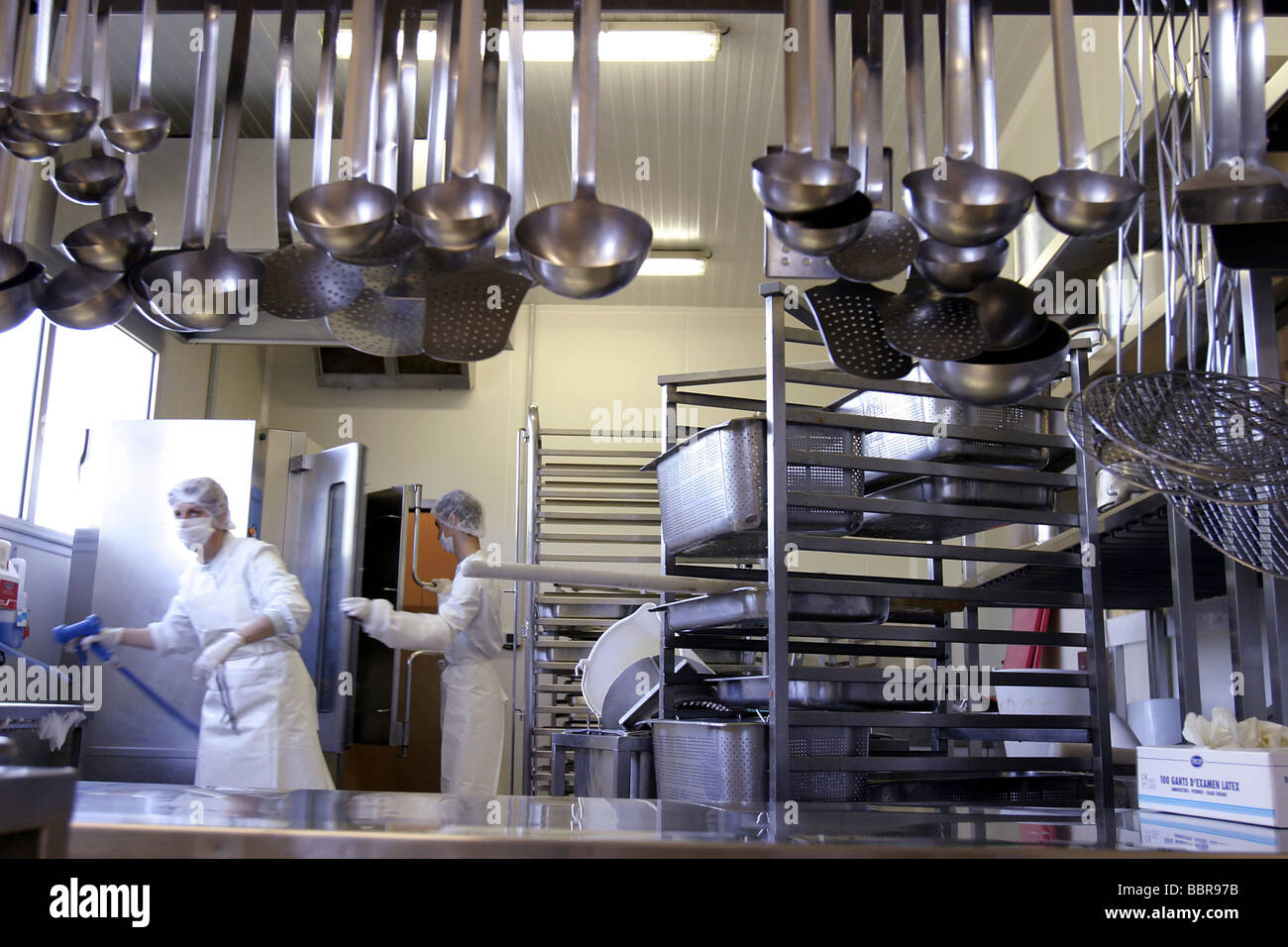 MAIN KITCHEN FOR THE CITY OF LE MANS (72), FRANCE Stock Photo - Alamy