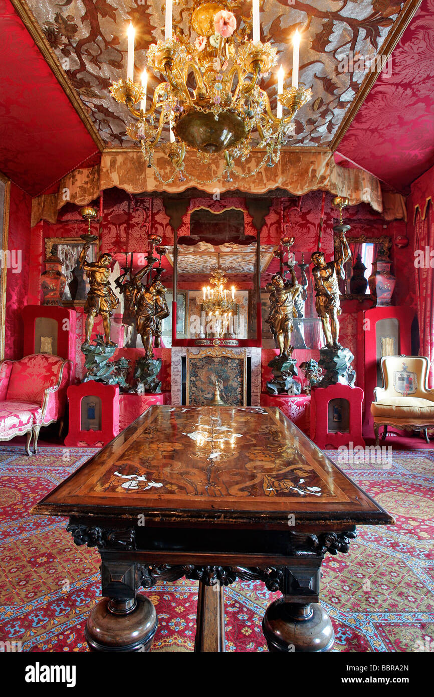 Hauteville house victor hugos house hi-res stock photography and images ...