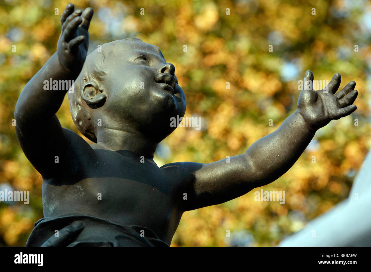 Statue of pasteur hi-res stock photography and images - Alamy