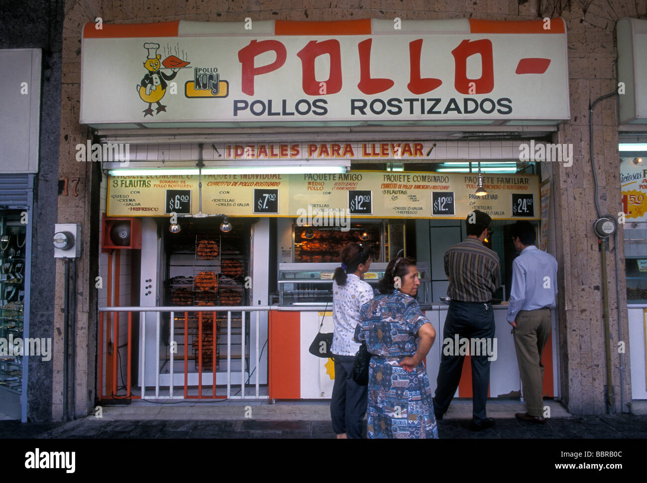 Pollos rostizados hi-res stock photography and images - Alamy