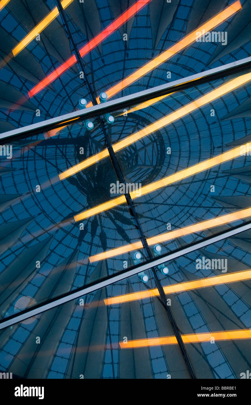 Sony center building modern hi-res stock photography and images - Alamy