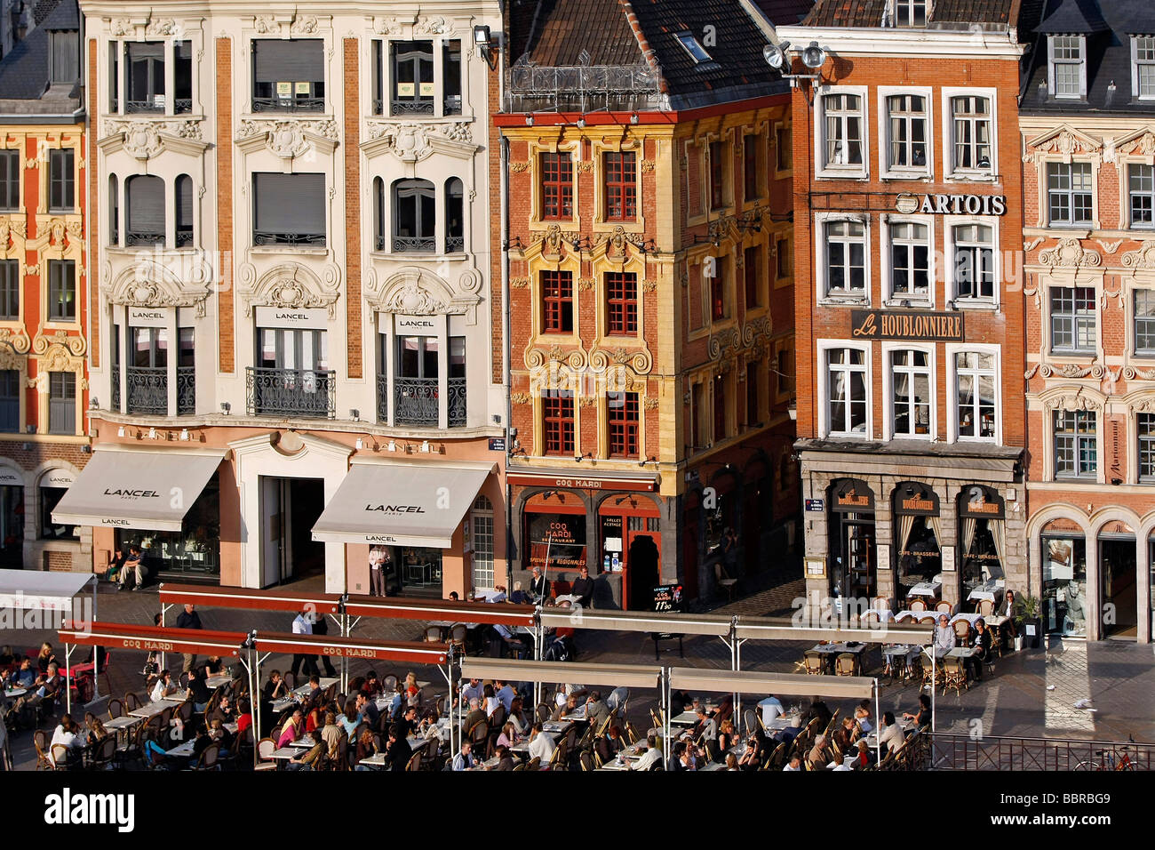 LA GRANDE PLACE, THE MAIN SQUARE WITH ITS SIDEWALK CAFES AND ...