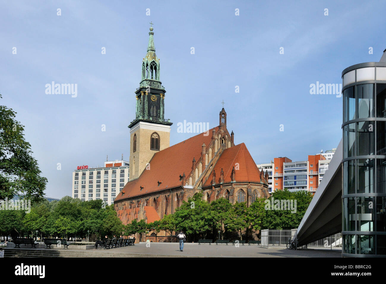 A brief history of marienkirche in berlin: marienkirche in berlin mitte ...