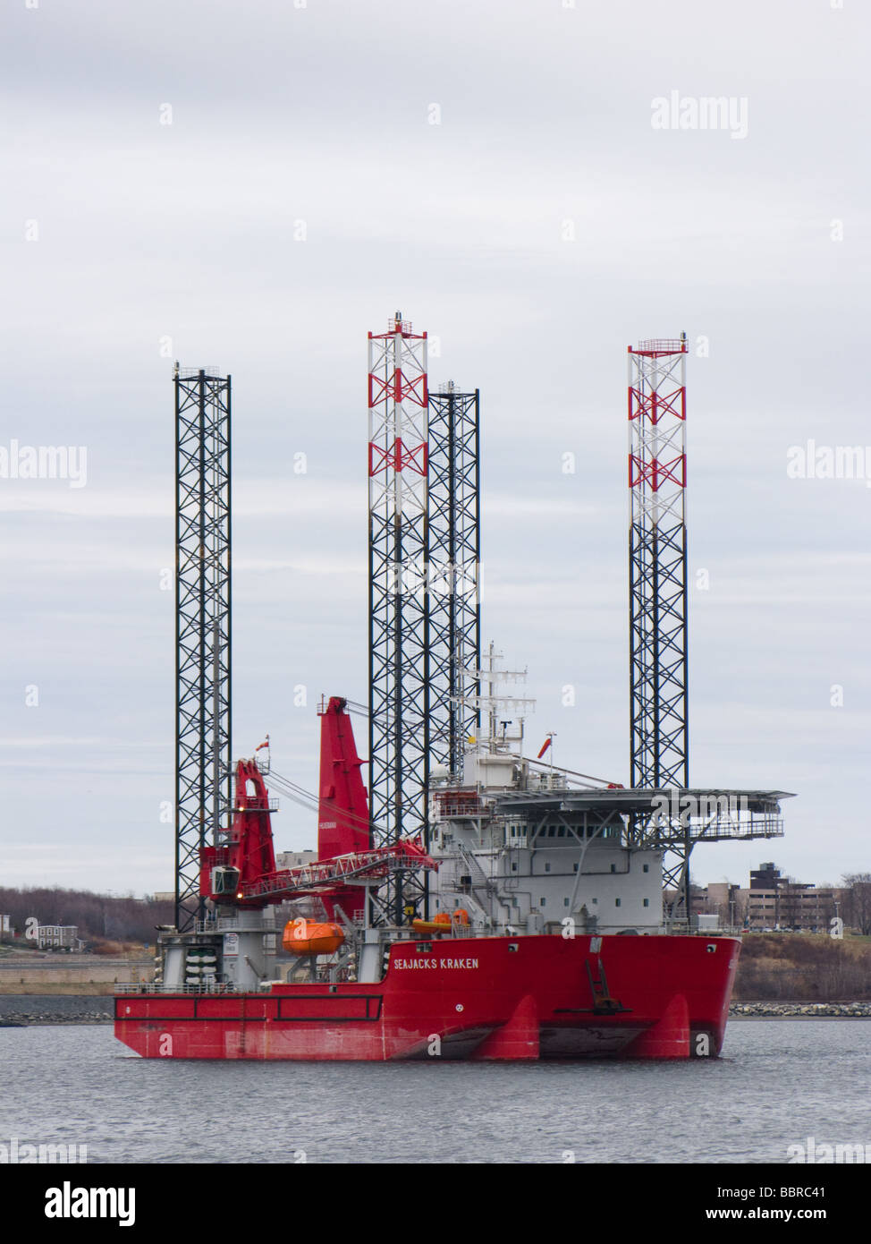Offshore rig accomodation hi-res stock photography and images - Alamy