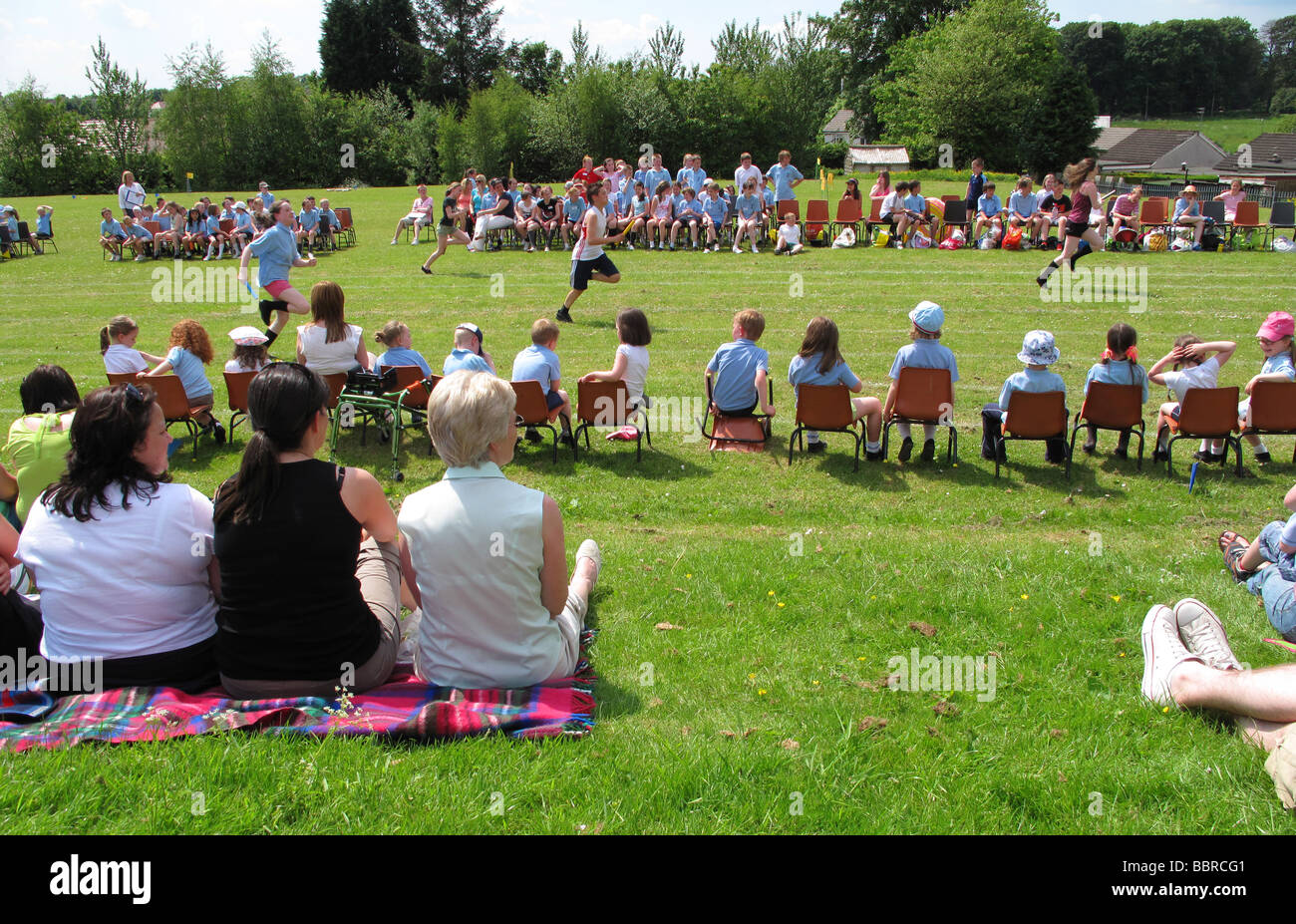 Sports field uk school hi-res stock photography and images - Alamy
