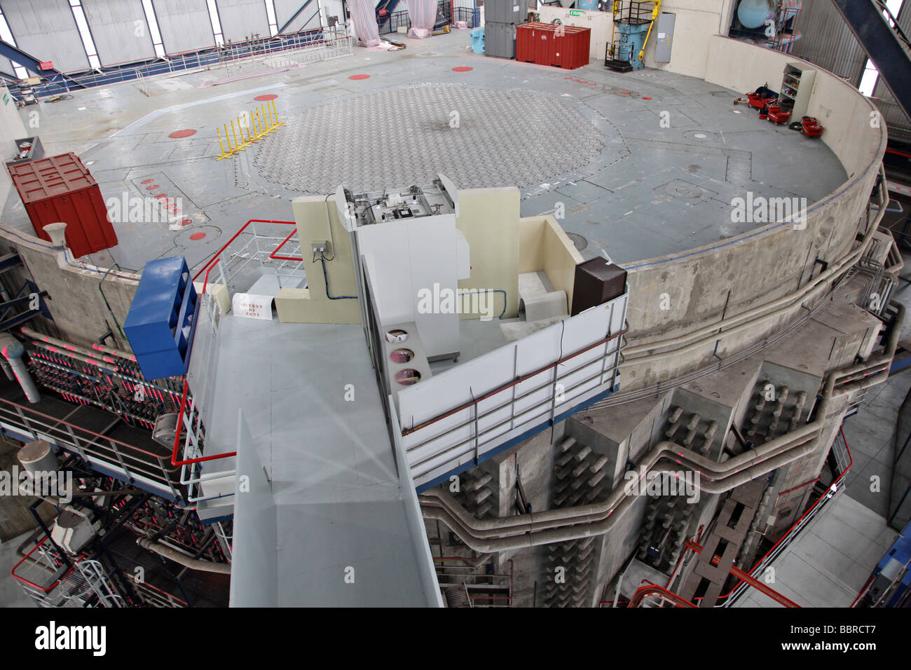 THE BOTTOM OF THE OLD REACTOR OF SECTION 1 OF THE EDF NUCLEAR POWER ...