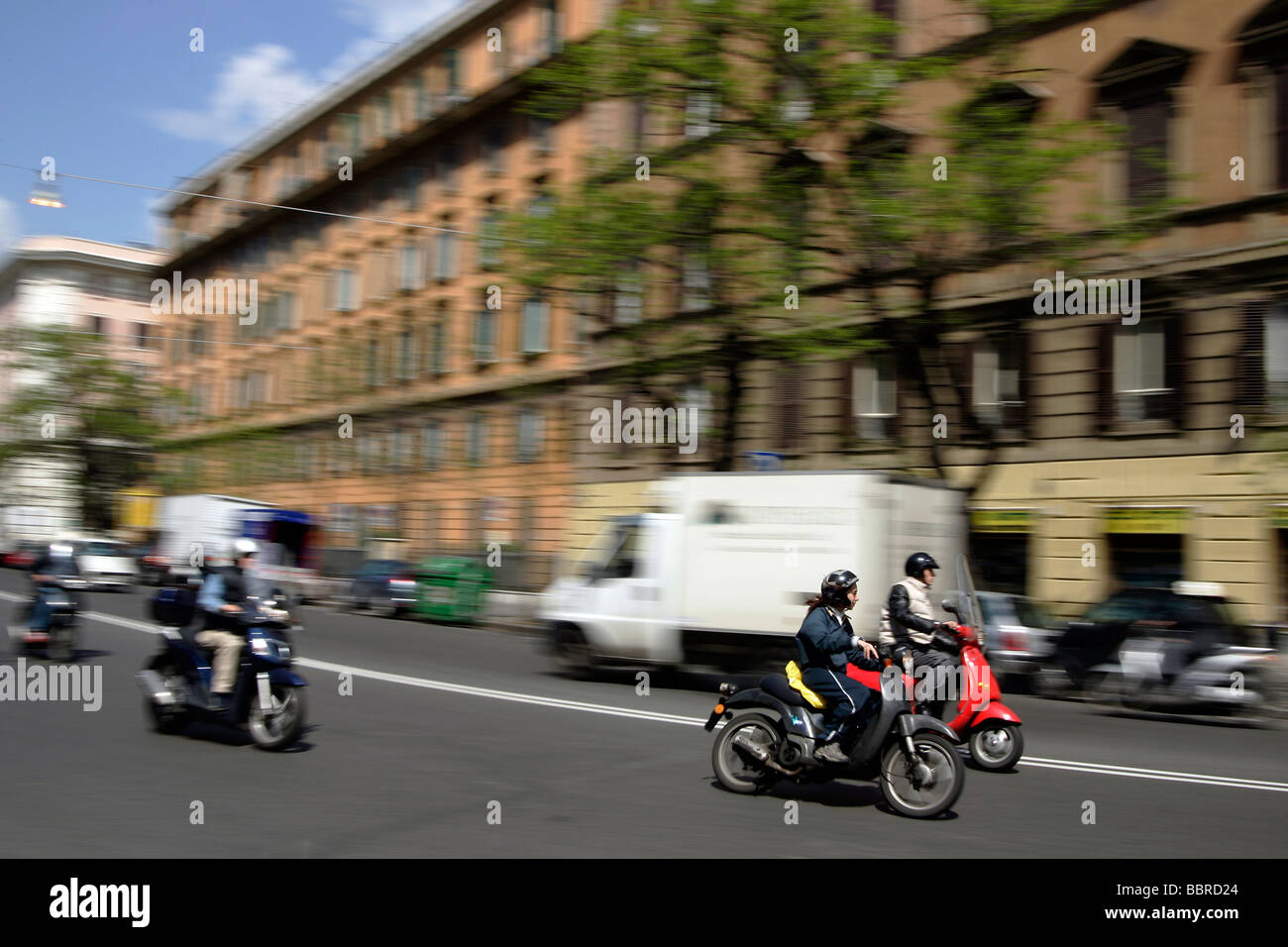 SCOOTERS IN THE STREETS OF ROME, ITALY Stock Photo - Alamy