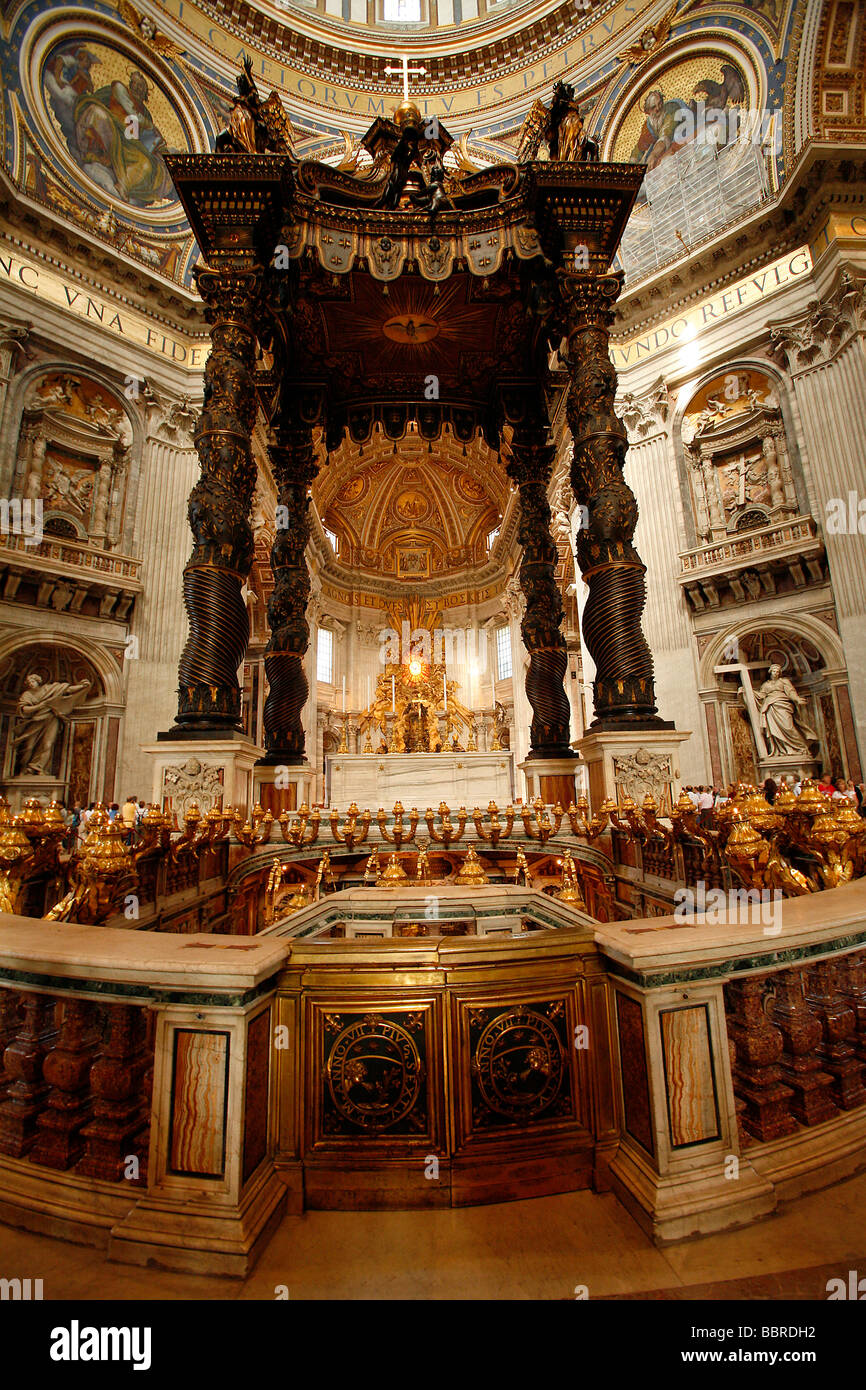 INTERIOR OF SAINT PETER'S BASILICA, BASILICA SAN PIETRO, ROME Stock ...