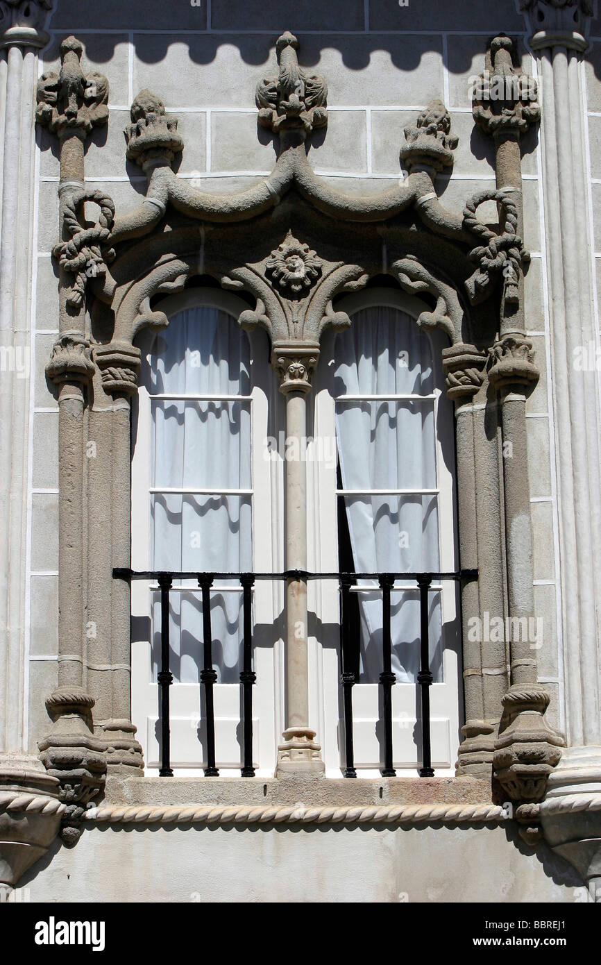 MANUELINE WINDOW, OLD WALL ARCHITECTURE TYPICALLY PORTUGESE, EVORA ...