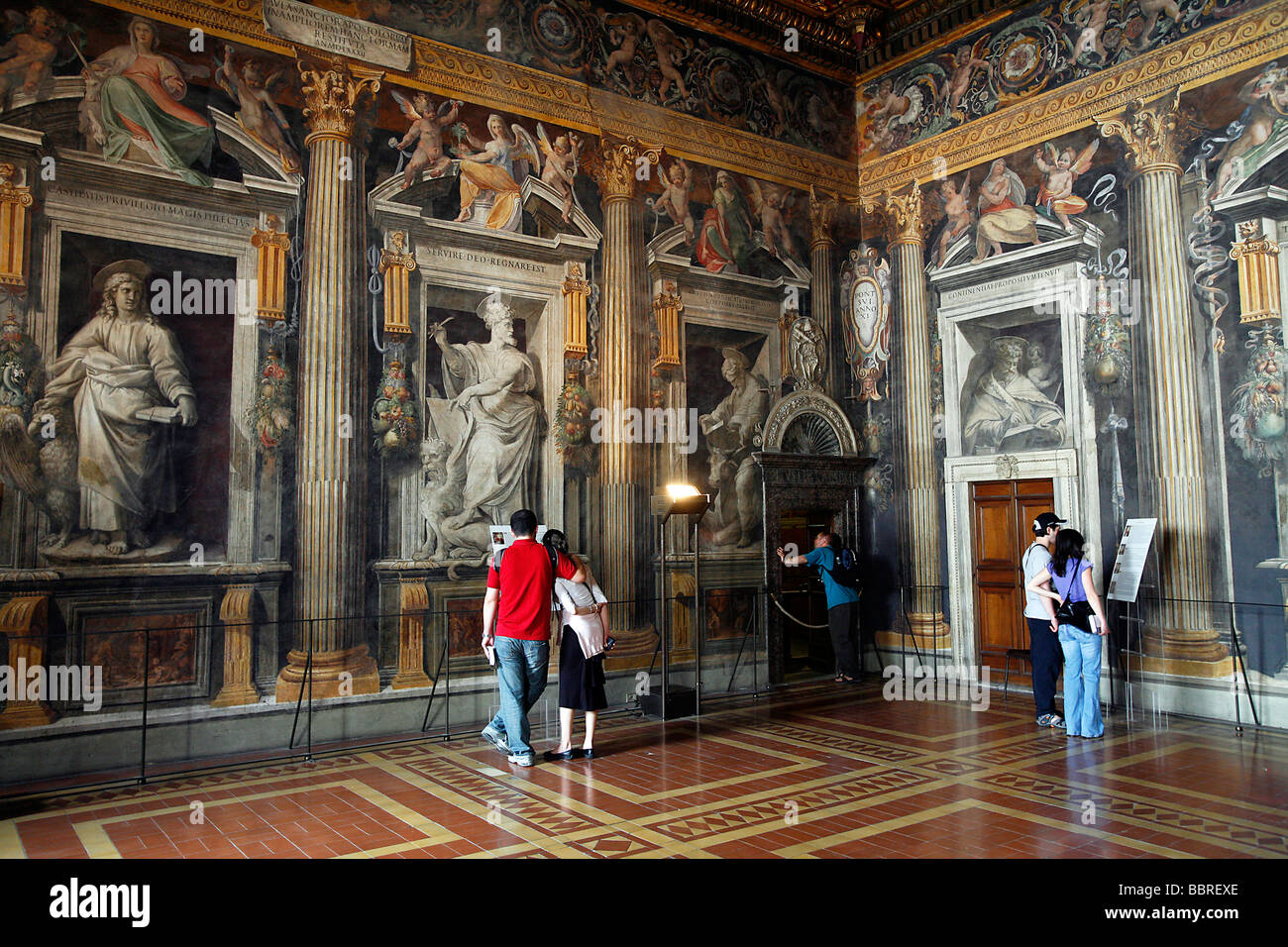 RAPHAEL'S ROOMS, VATICAN MUSEUM, ROME Stock Photo - Alamy
