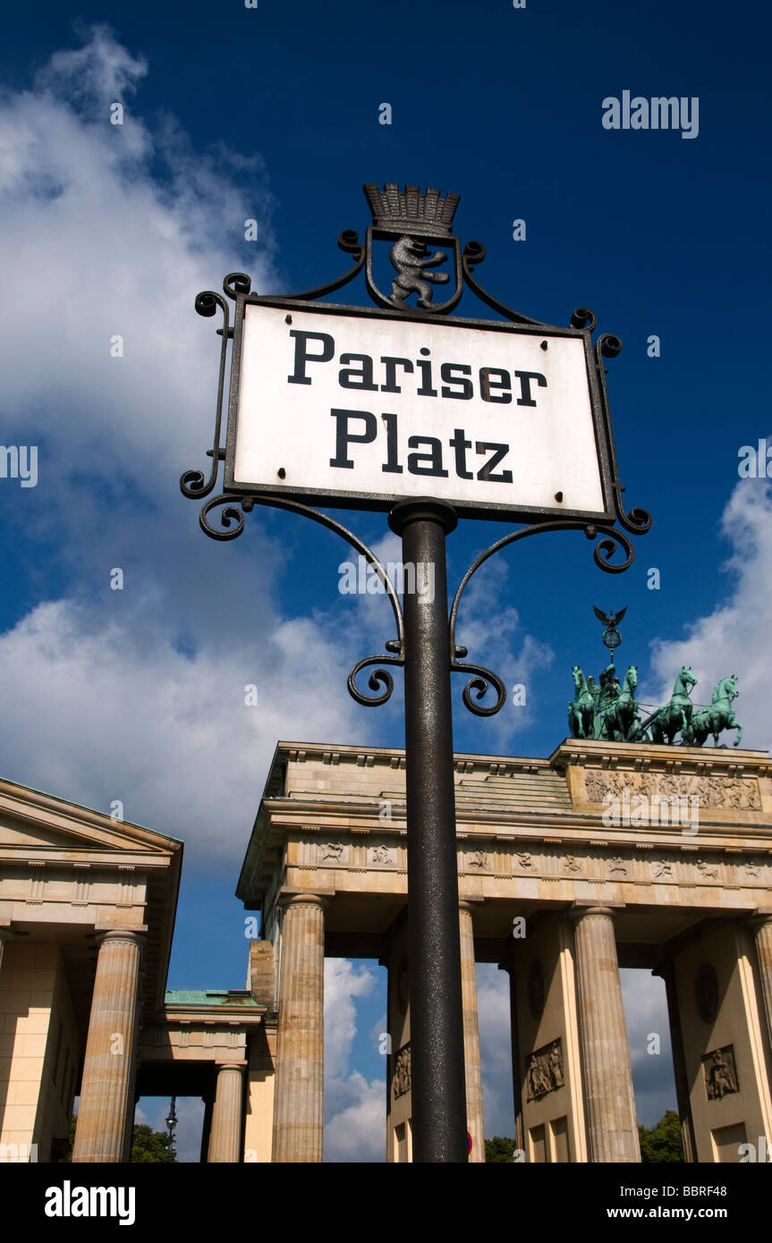 Brandenburger gate sign pariser platz hi-res stock photography and ...