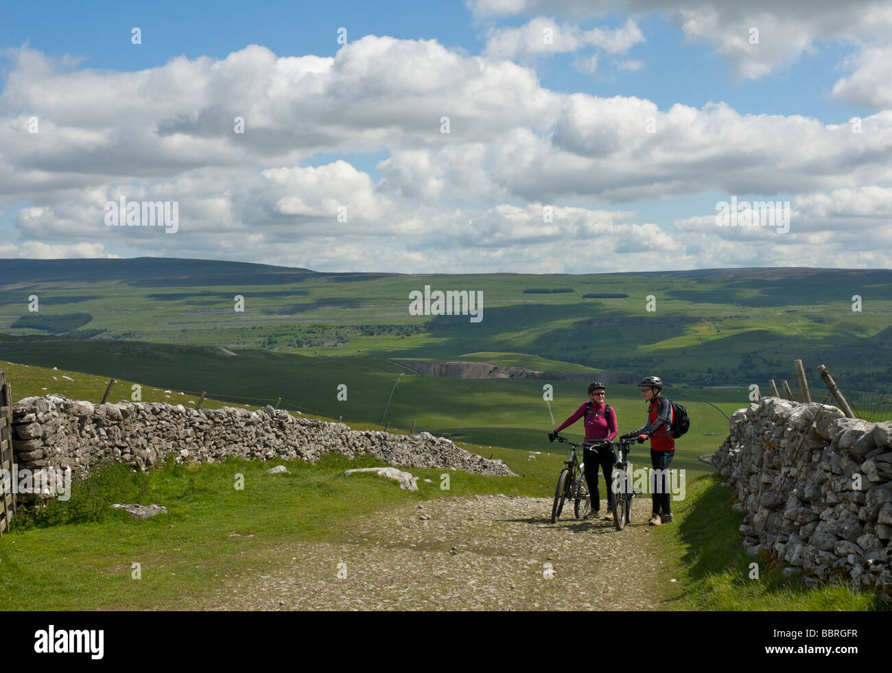 Two lane national road hi-res stock photography and images - Alamy