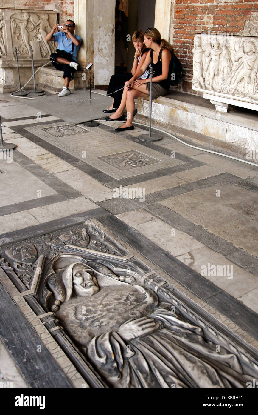 Visit grave italy hi-res stock photography and images - Alamy