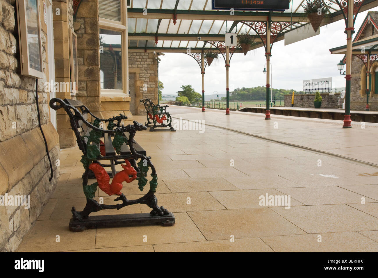 Edwardian railway station hi-res stock photography and images - Alamy