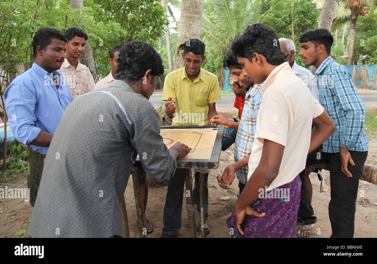 Traditional indian board game hi-res stock photography and images - Alamy