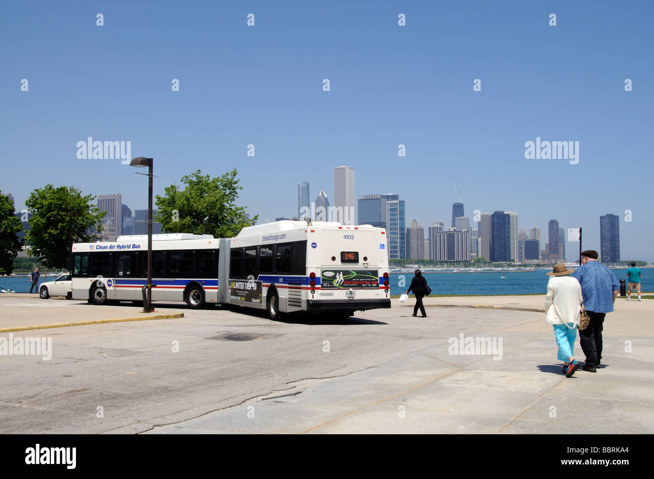 Clean air hybrid bendy bus Chicago Illinois USA Stock Photo - Alamy