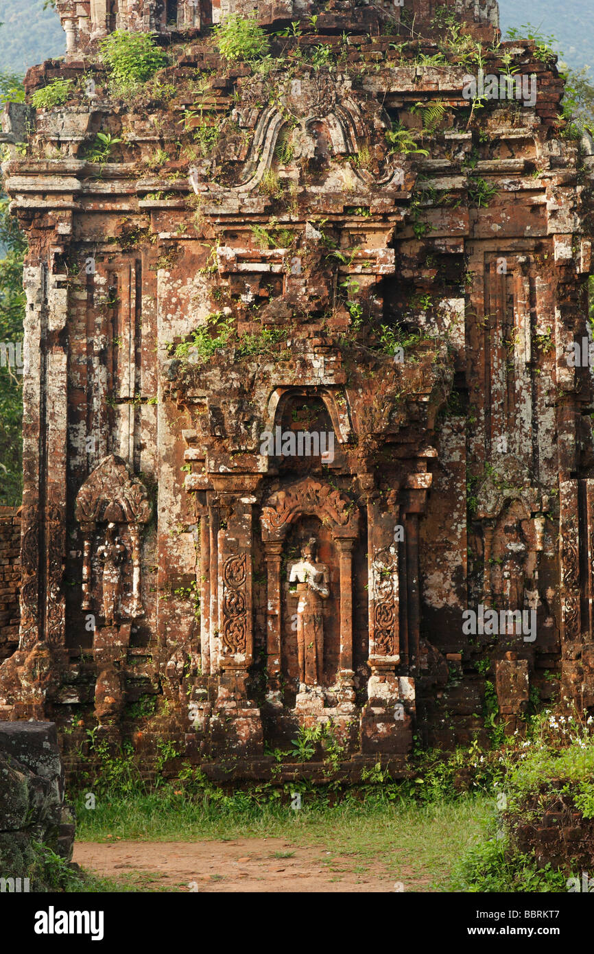 "My Son" temple tower, Cham ruins, Vietnam Stock Photo - Alamy
