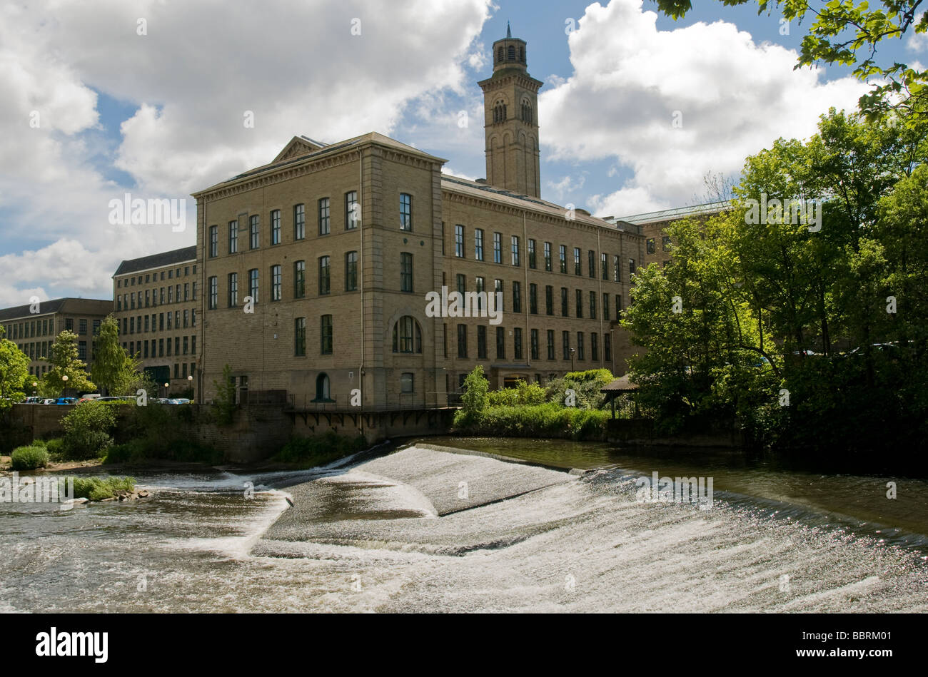 Salts Mill, Saltaire, West Yorkshire Stock Photo - Alamy