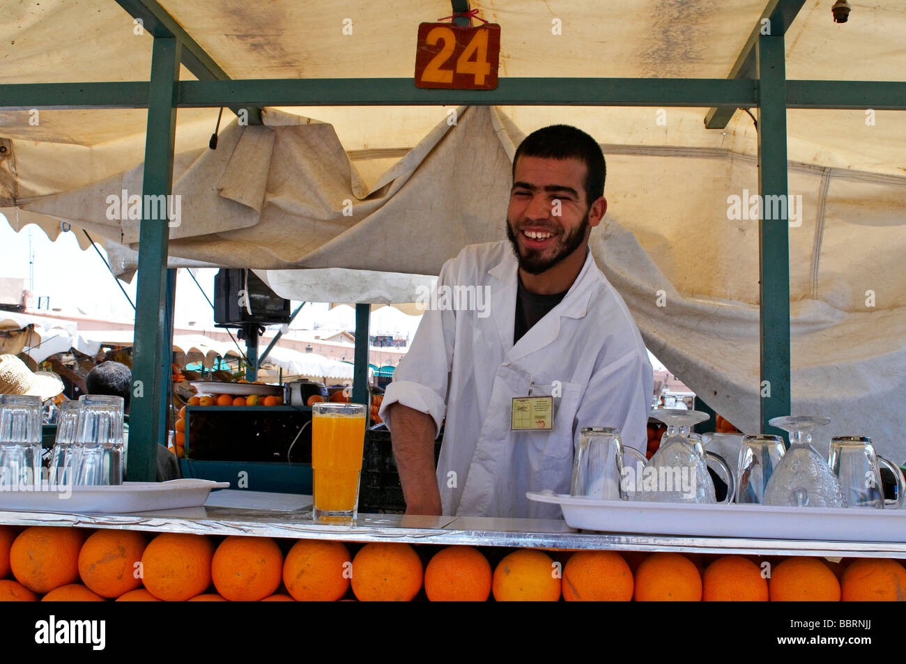 The best value in Marrakech, the wonderful fresh orange juice sold in ...