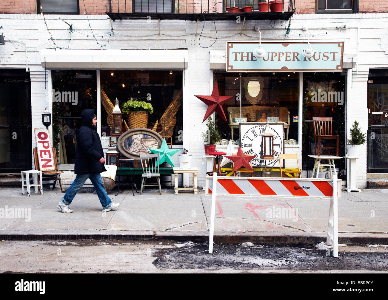 Antique shopfront new york hi-res stock photography and images - Alamy