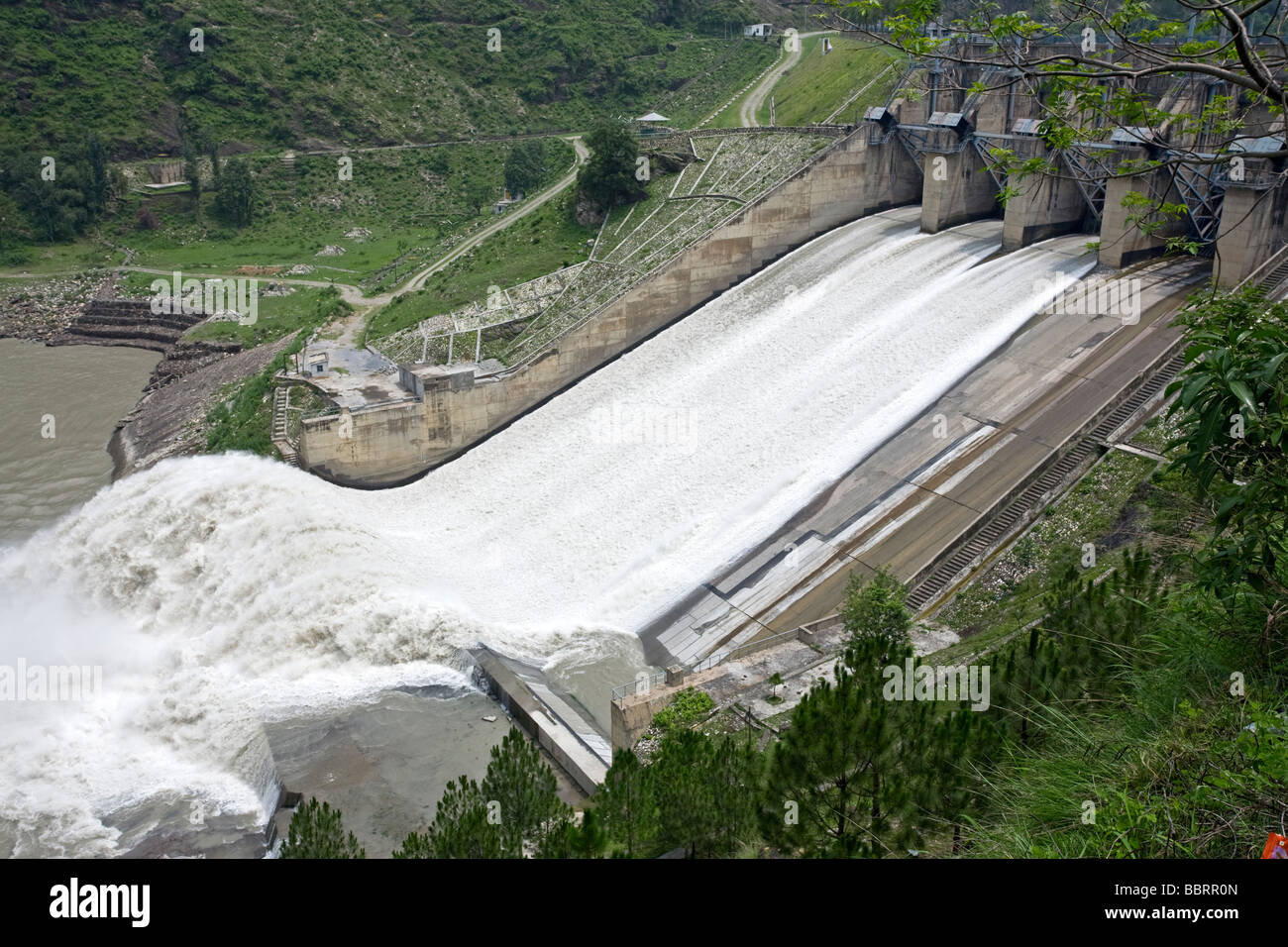 Pandoh dam. Near Tandi. Himachal Pradesh. India Stock Photo - Alamy