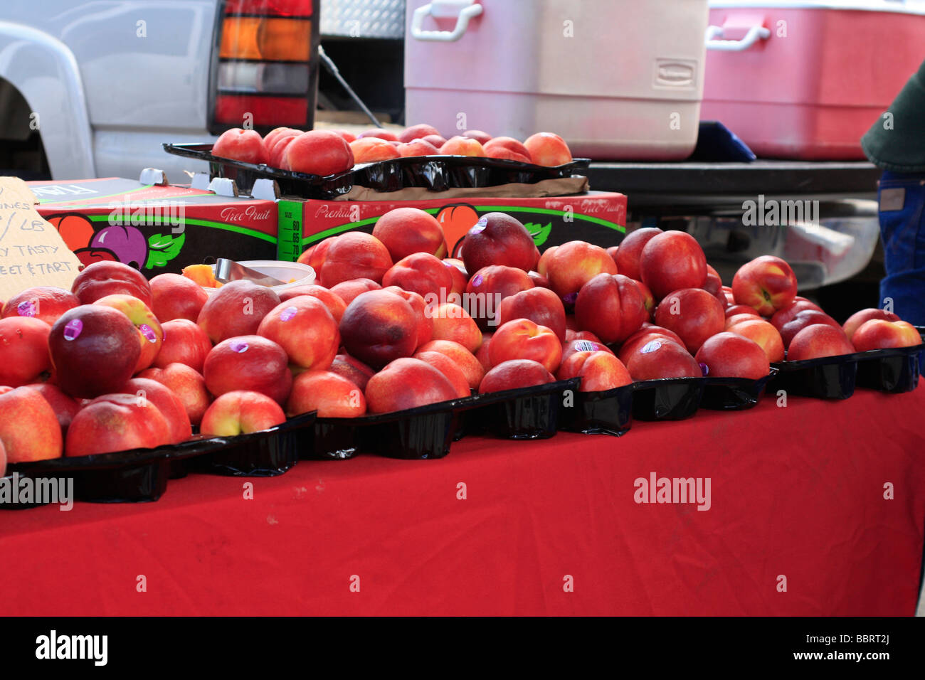 nectarines on display for sale at local farmers market Stock Photo - Alamy