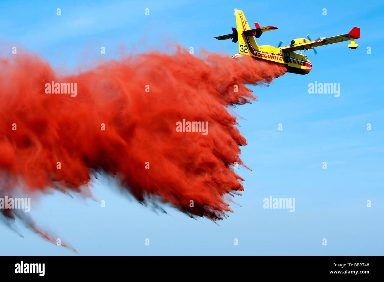 Jettisoning hi-res stock photography and images - Alamy