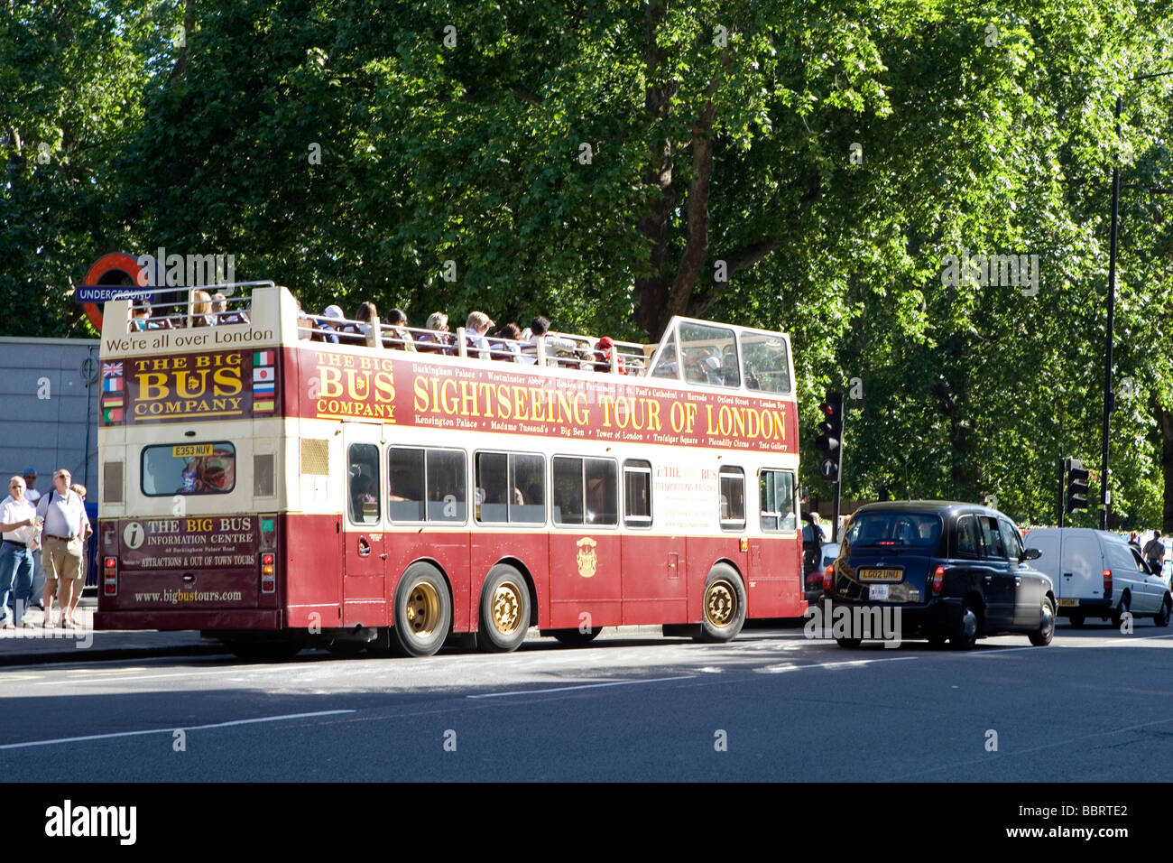London Tour Bus Stock Photo - Alamy