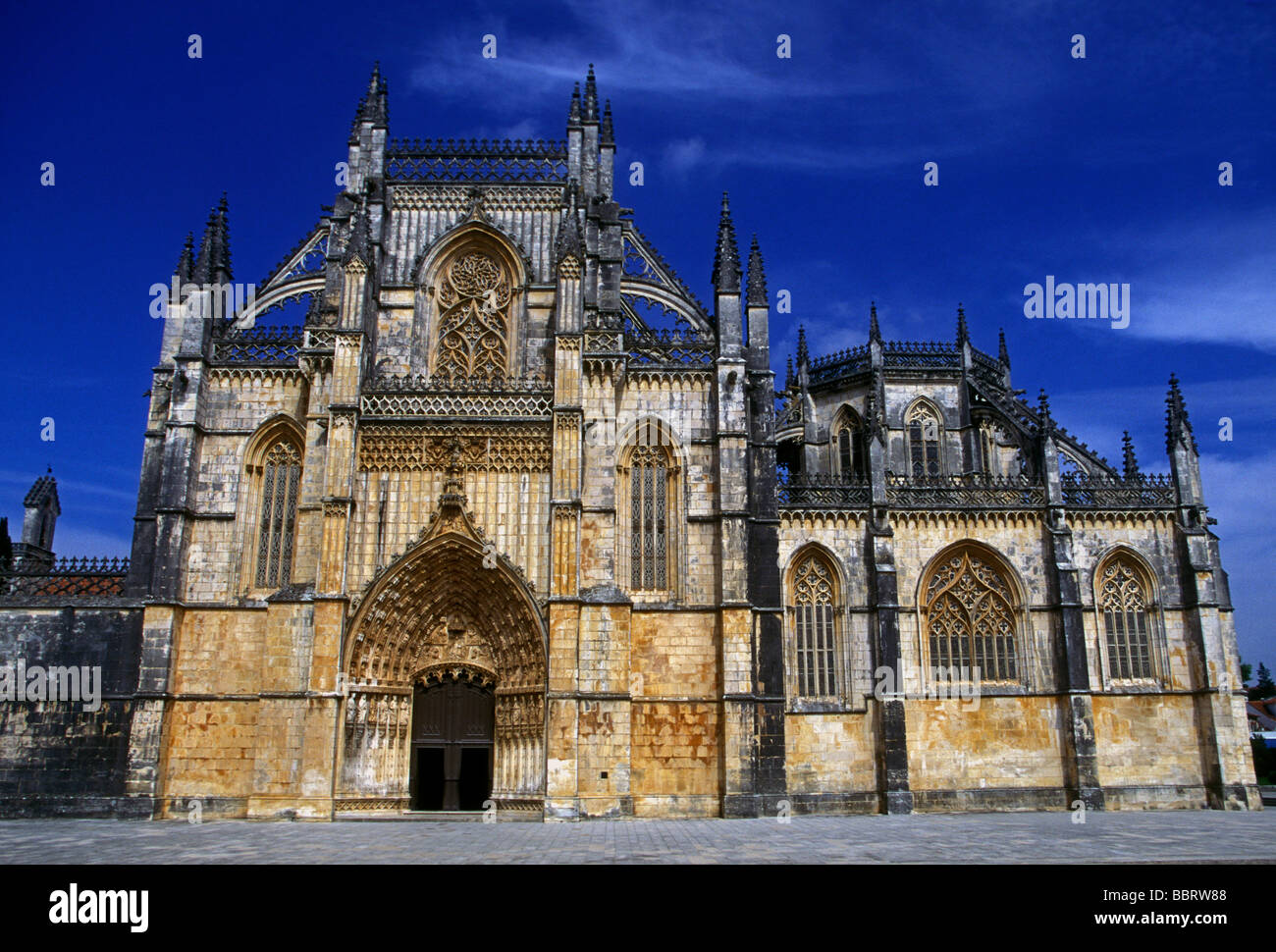 1300s church hi-res stock photography and images - Alamy