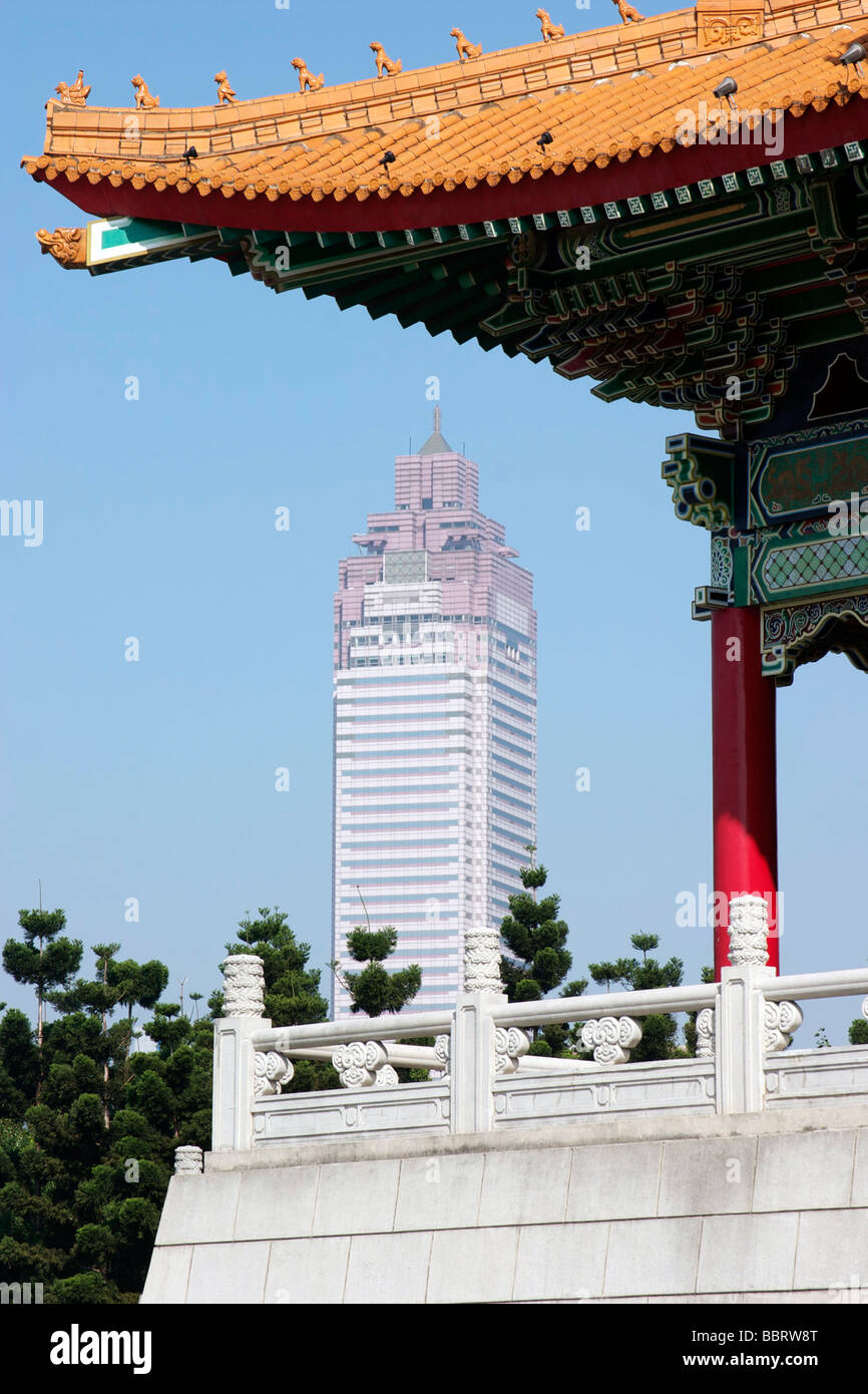 MODERN BUILDING SEEN THROUGH THE CHANG KAI-SHEK MEMORIAL, TAIPEI ...