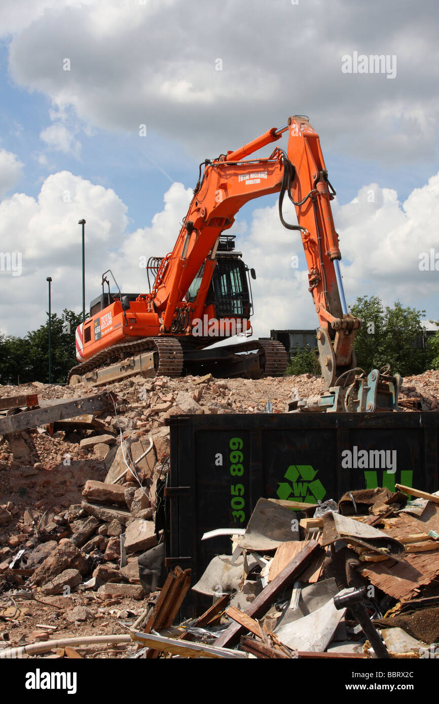 Earthmover hi-res stock photography and images - Alamy
