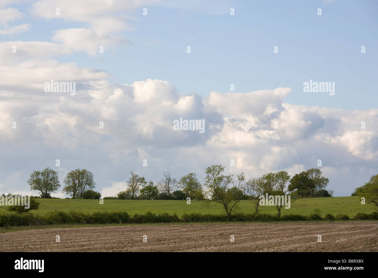 English summer sky hi-res stock photography and images - Alamy