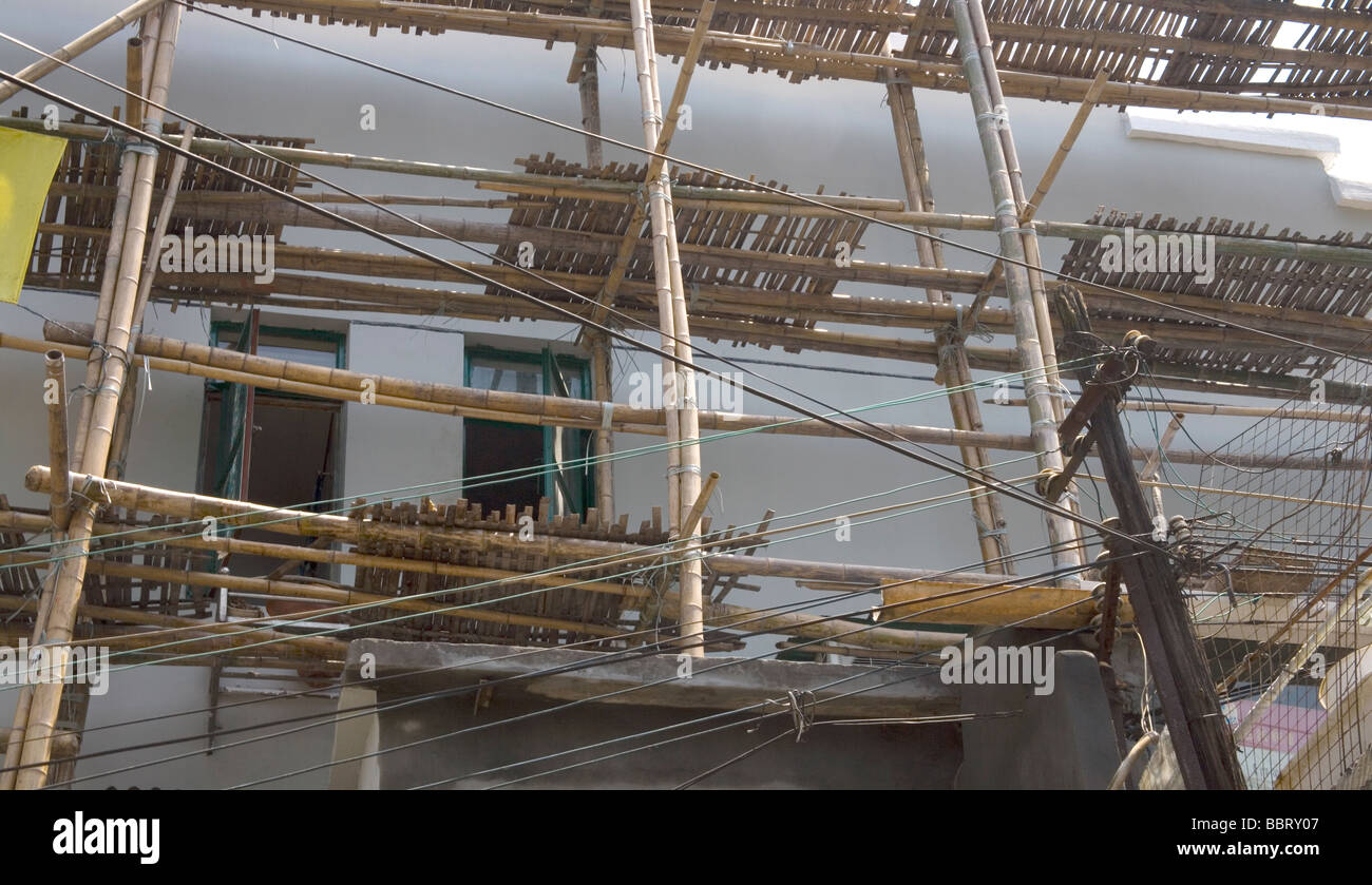 Bamboo scaffold china hi-res stock photography and images - Alamy