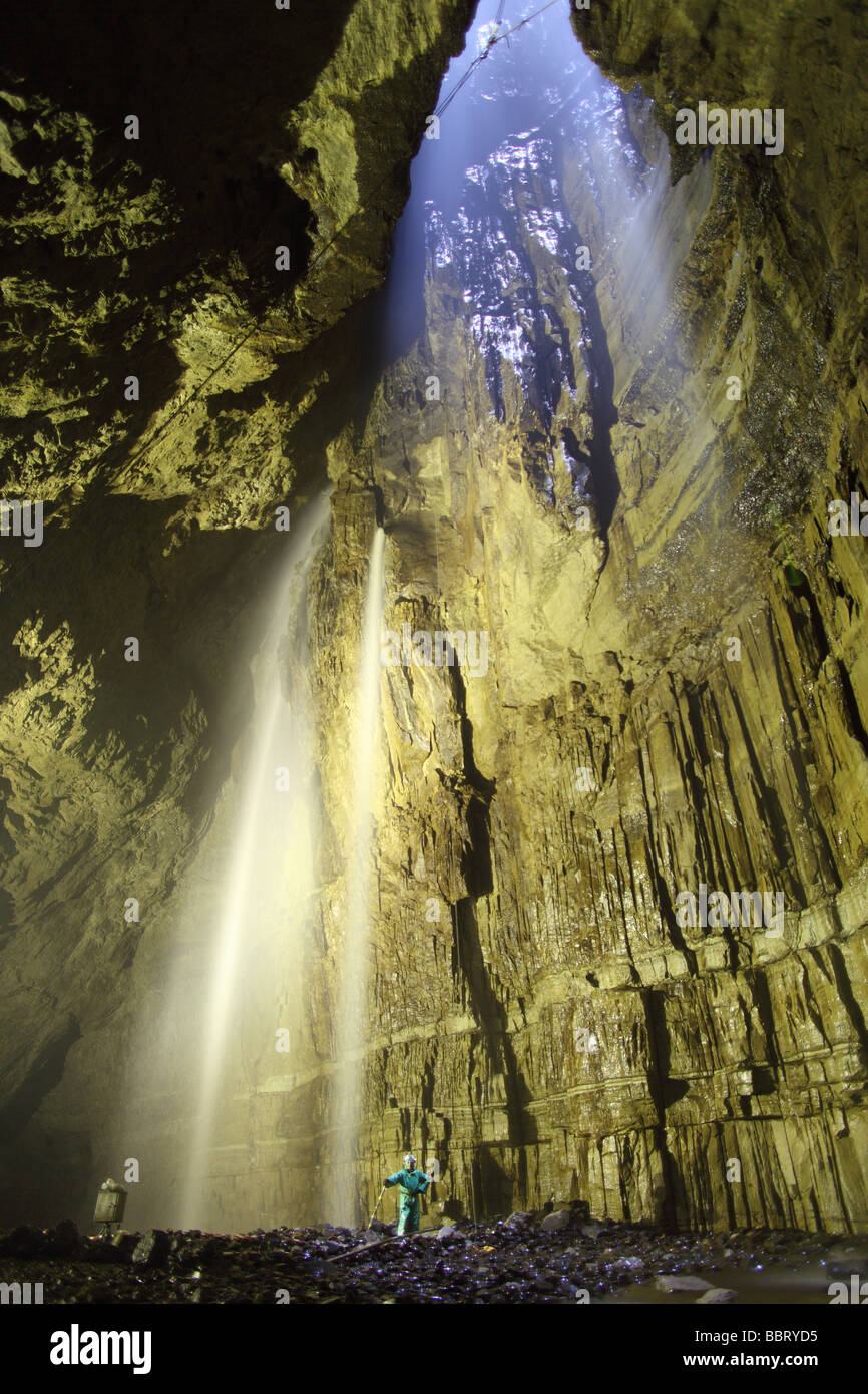 Caver pothole hi-res stock photography and images - Alamy