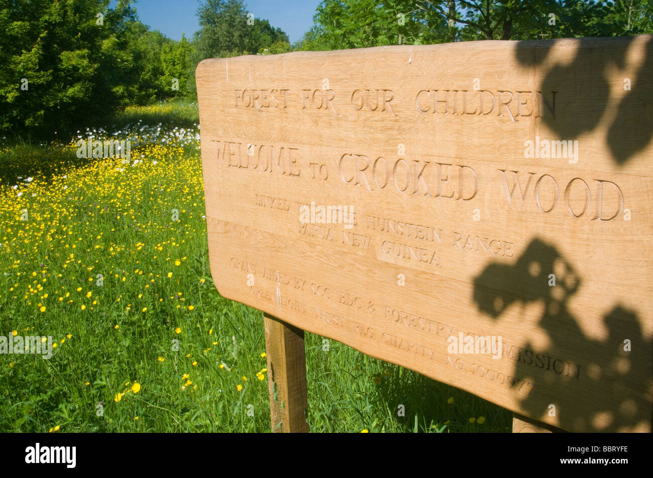 Woodland trust sign hi-res stock photography and images - Alamy