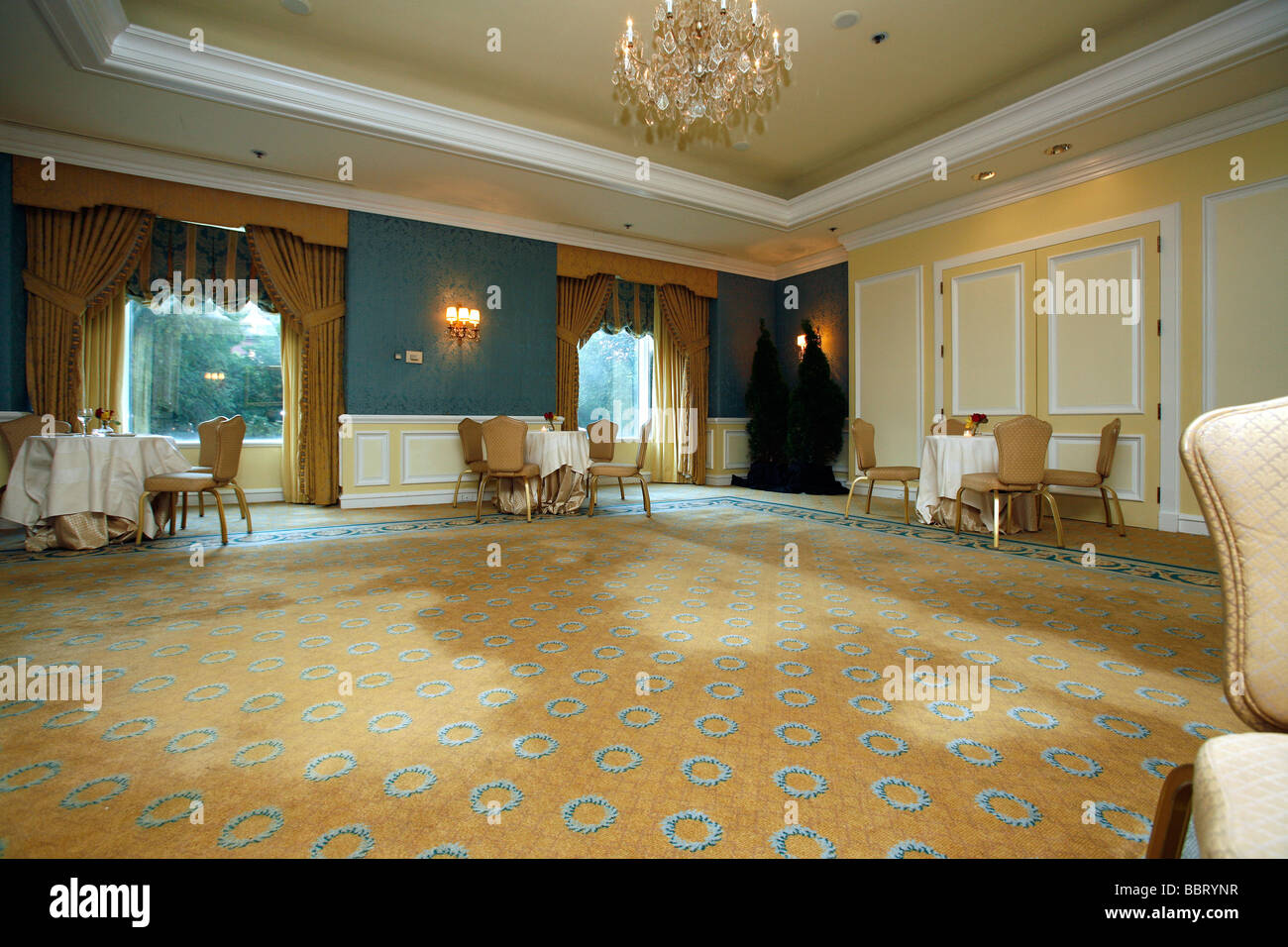 Empty Ballroom High Resolution Stock Photography and Images - Alamy