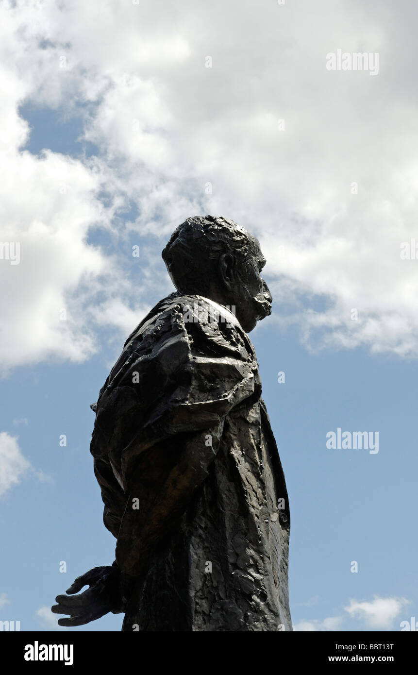 Elgar statue worcester composer hi-res stock photography and images - Alamy