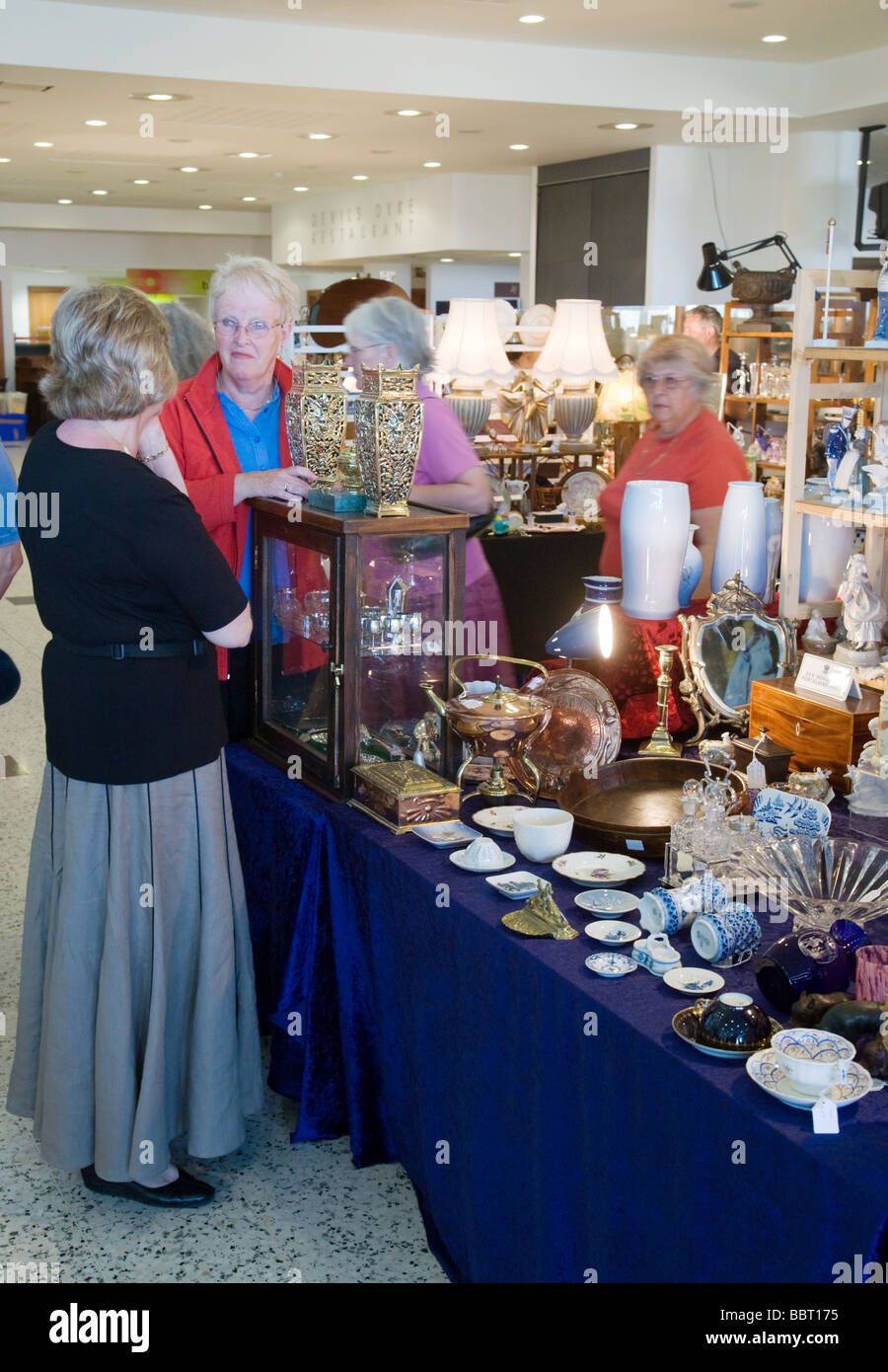 People shopping at an antiques fair in Newmarket, UK Stock Photo - Alamy