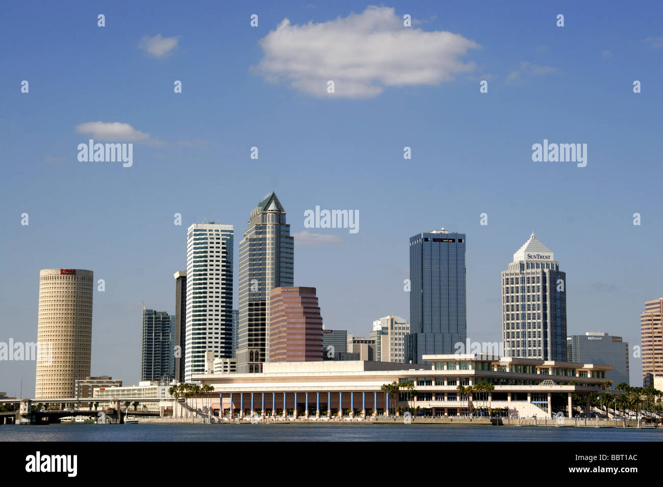Florida skyline tall buildings hi-res stock photography and images - Alamy