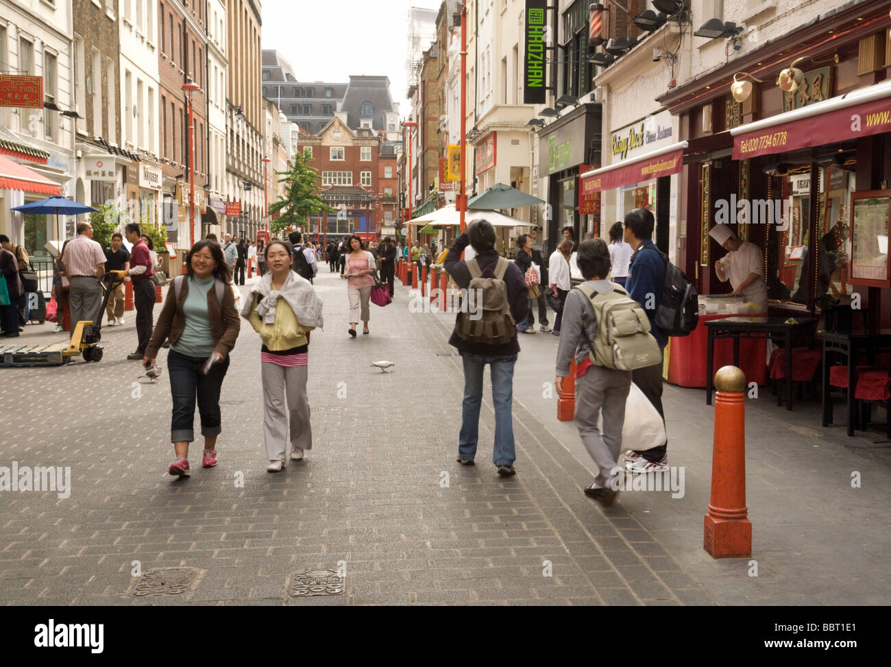 Gerrard street london hi-res stock photography and images - Alamy