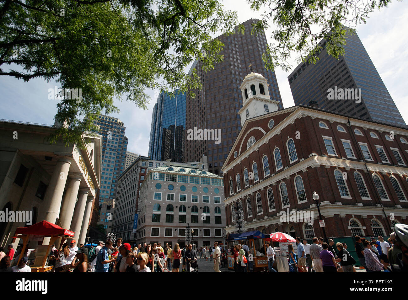 Quincy market building outdoor hi-res stock photography and images - Alamy