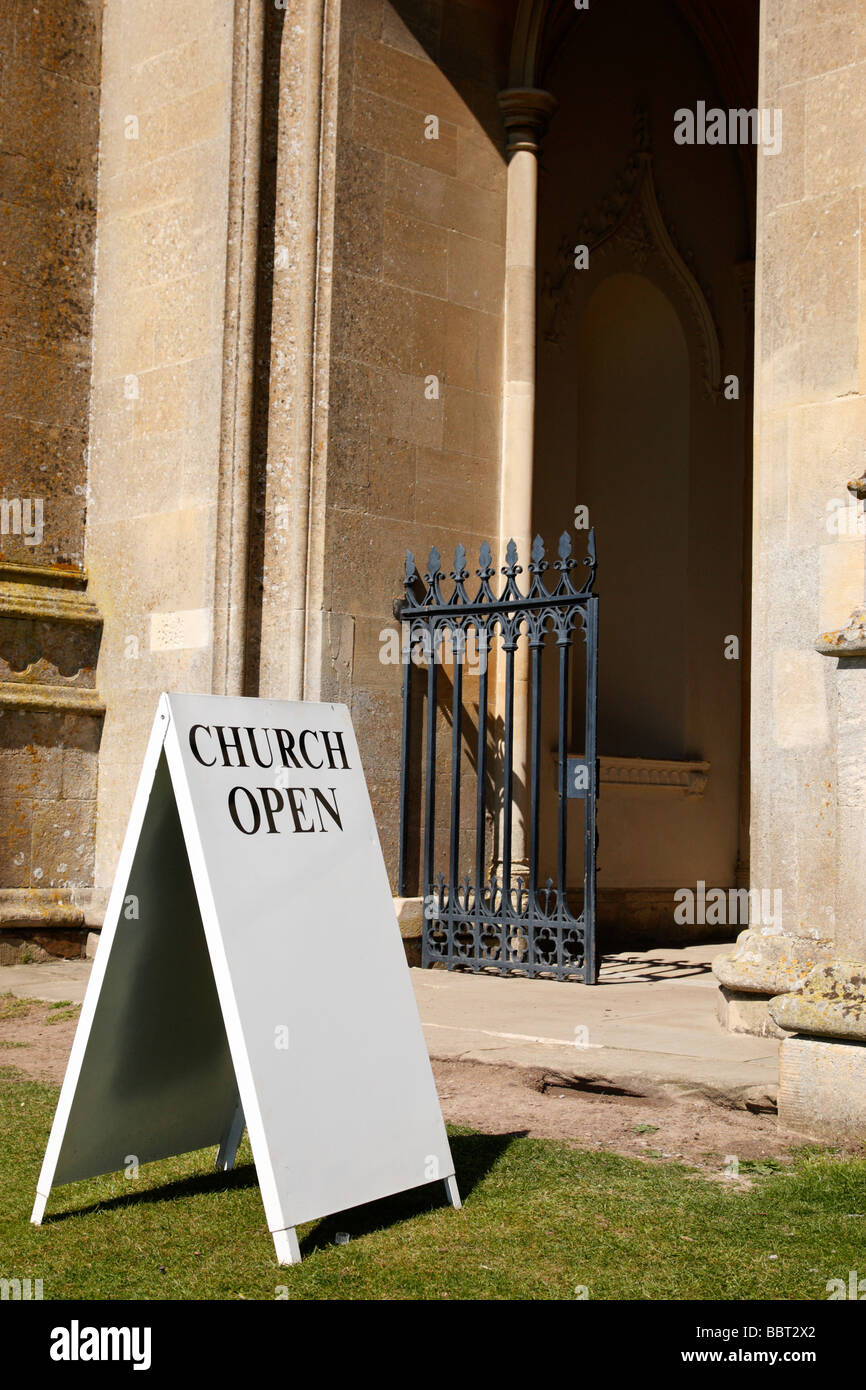 Church open sign hi-res stock photography and images - Alamy